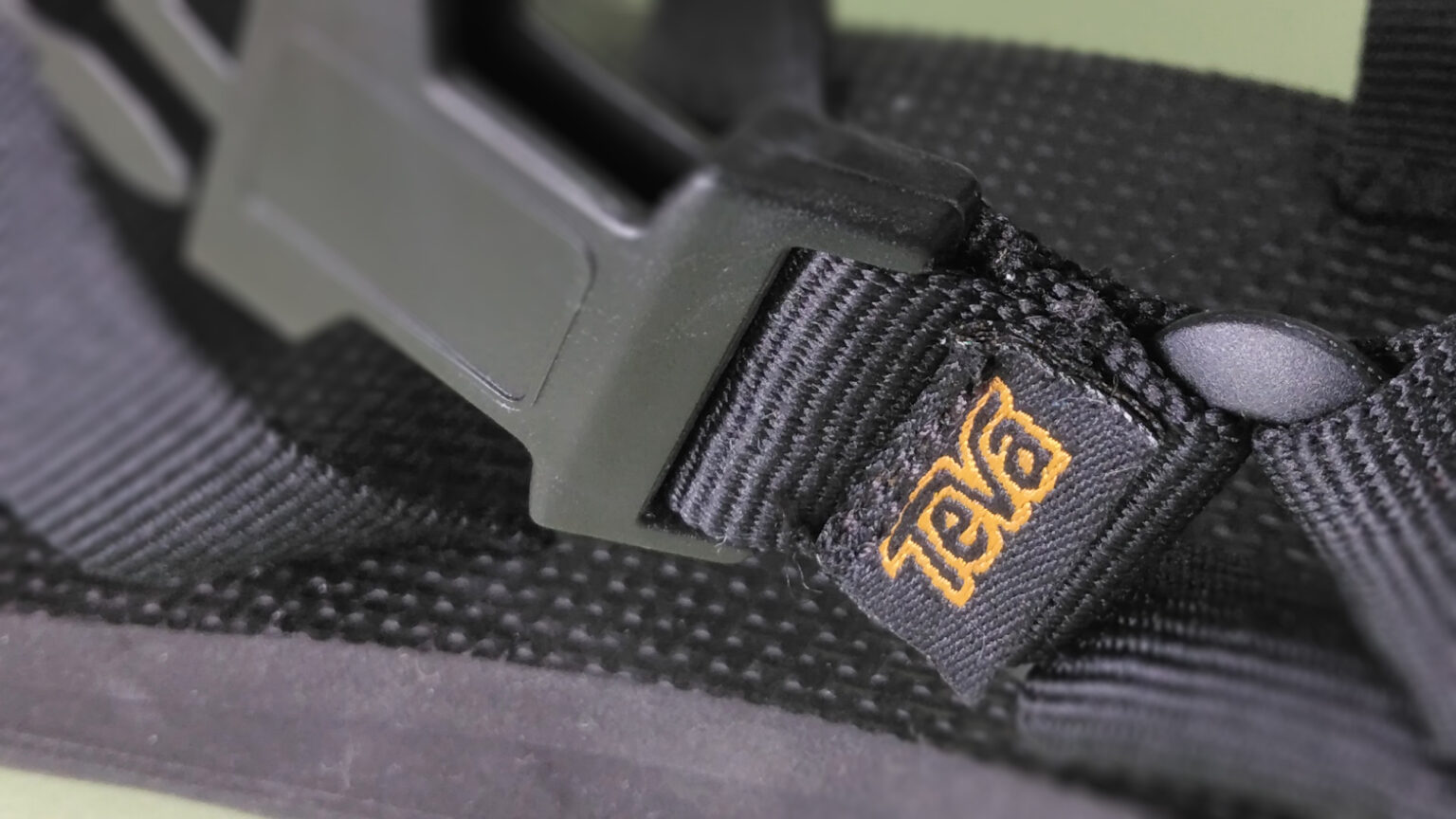 TEVAのサンダルのサイズ感は、サイズ表記通りで大丈夫?